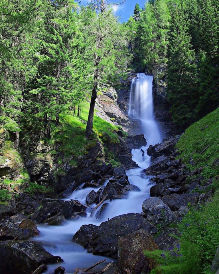Giro alle cascate del Saènt, spettacolo puro in Val di Rabbi