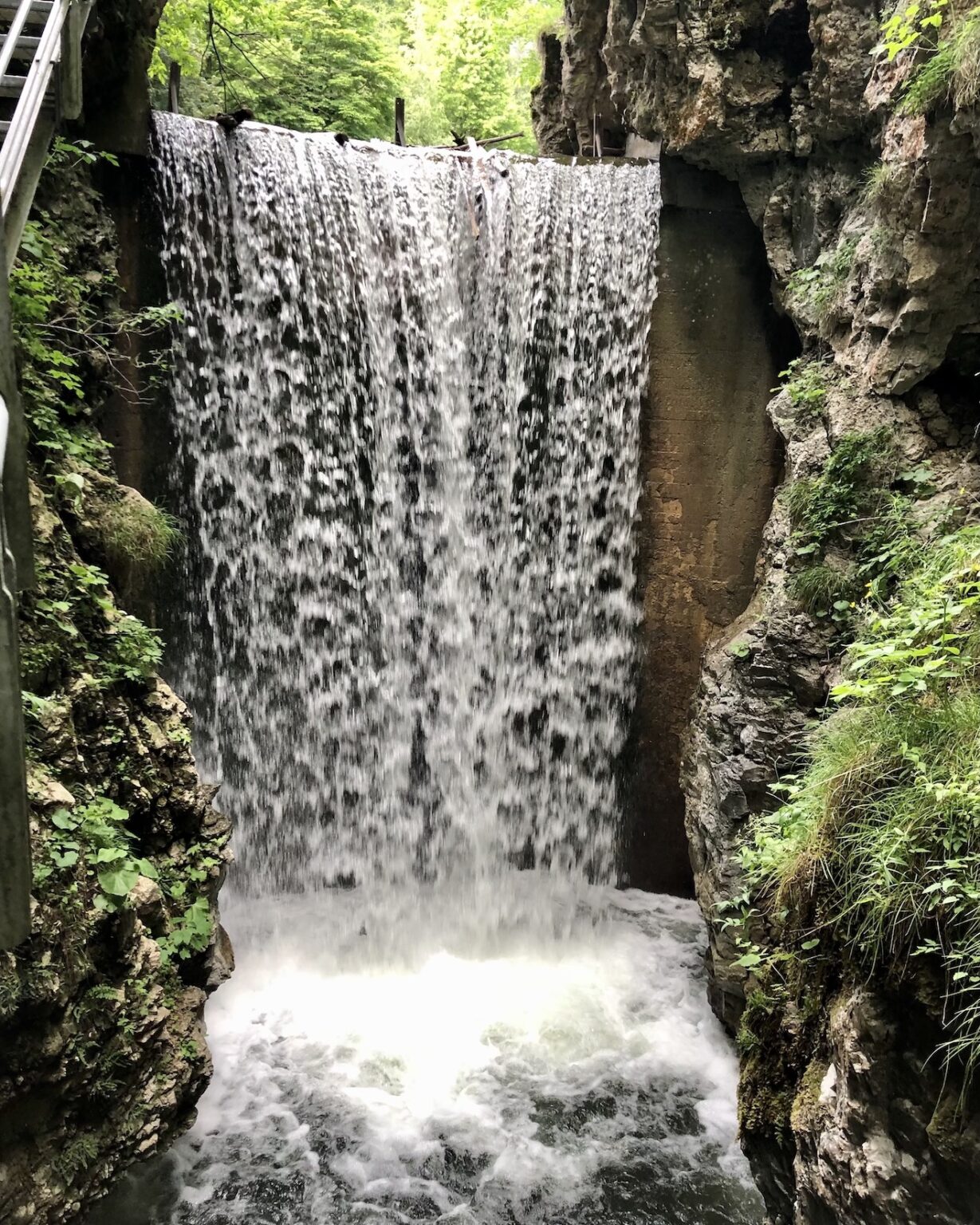 La passeggiata del burrone da Fondo al lago Smeraldo